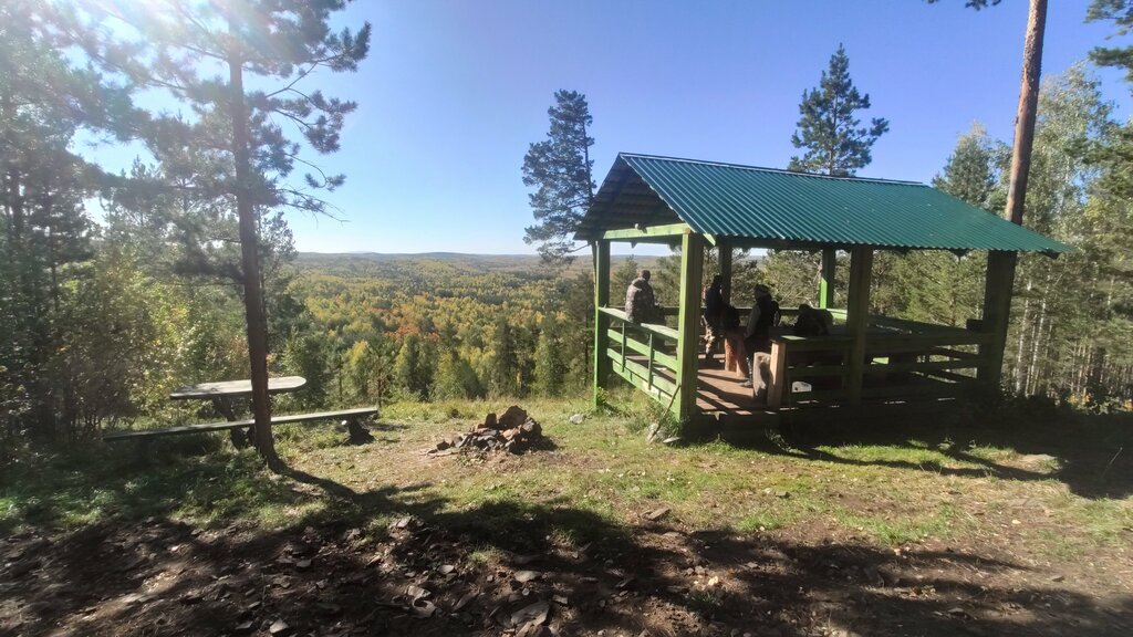 Dağ zirvesi Гора Гладкая, Sverdlovskaya oblastı, foto