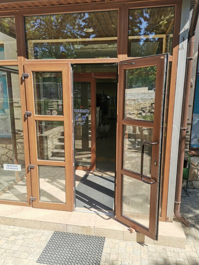 Banyo ve klozet mağazaları BaiePlus, Kişinev, foto