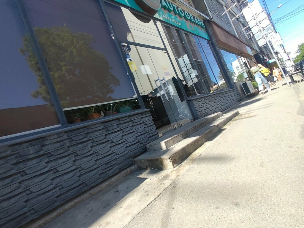 Pasta, şekerleme ve tatlı Autograph, Tiflis, foto