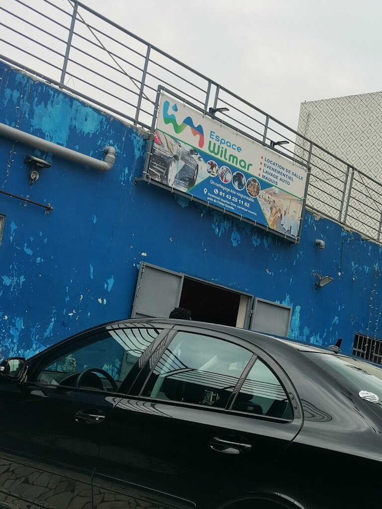 Oto yıkama Wilmar Space, Abican, foto