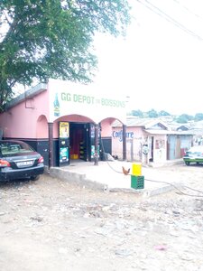 Espace G. G. Dépôt De Boissons (Brazzaville, Commune de Mfilou), berberler  Brazzaville'den