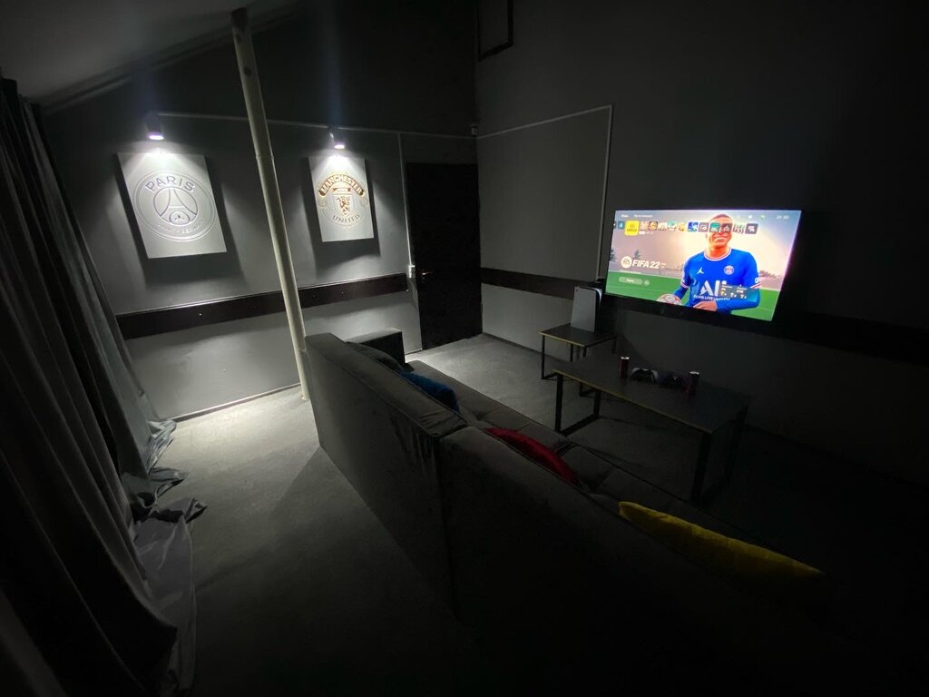 Bilgisayar kulübü Comfort Zone, Çimkent (Şımkent), foto