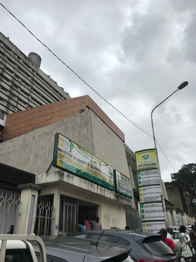 Devlet hazinesi General Directorate of the Treasury Abidjan Center, Abican, foto