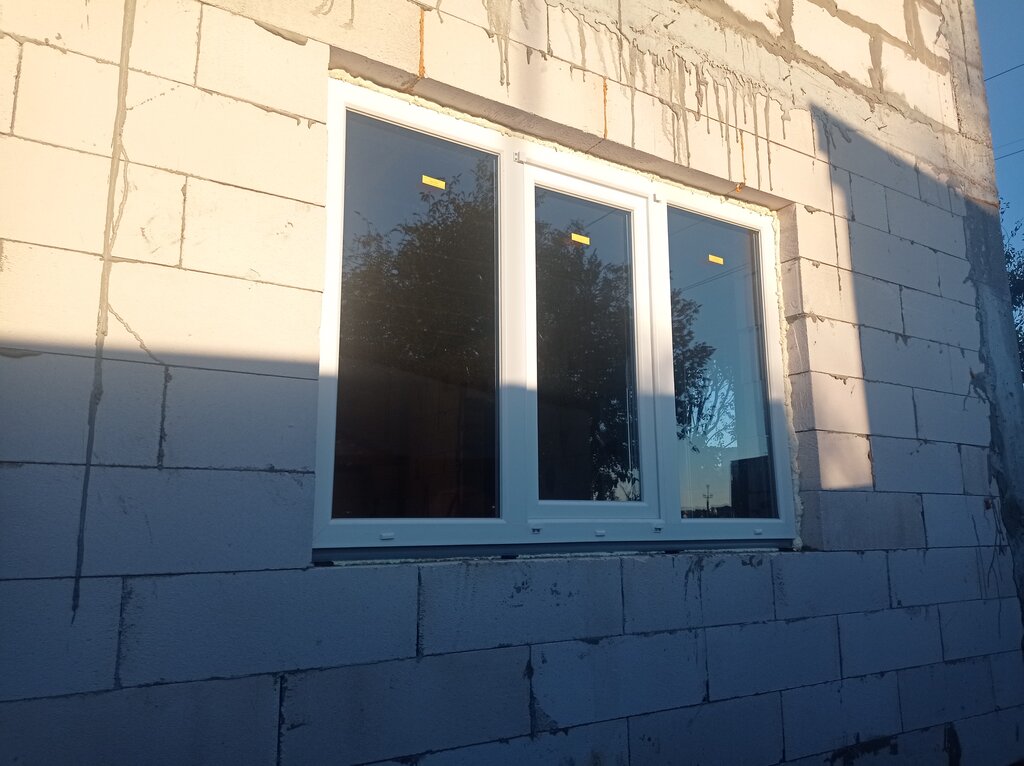 Pencere üretim, satış ve montaj firmaları Zavod okon Rassvet, Kırım Cumhuriyeti, foto