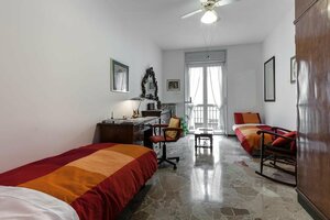 Brera Stay (Lombardy, Provincia di Milano, Cologno Monzese, Via Montello, 18), otel  Milano'dan