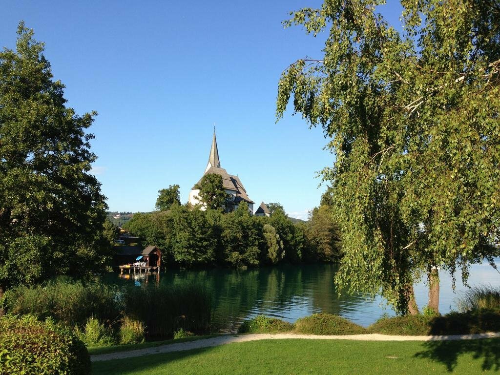 Otel Haus Margit, Schiefling am See, foto