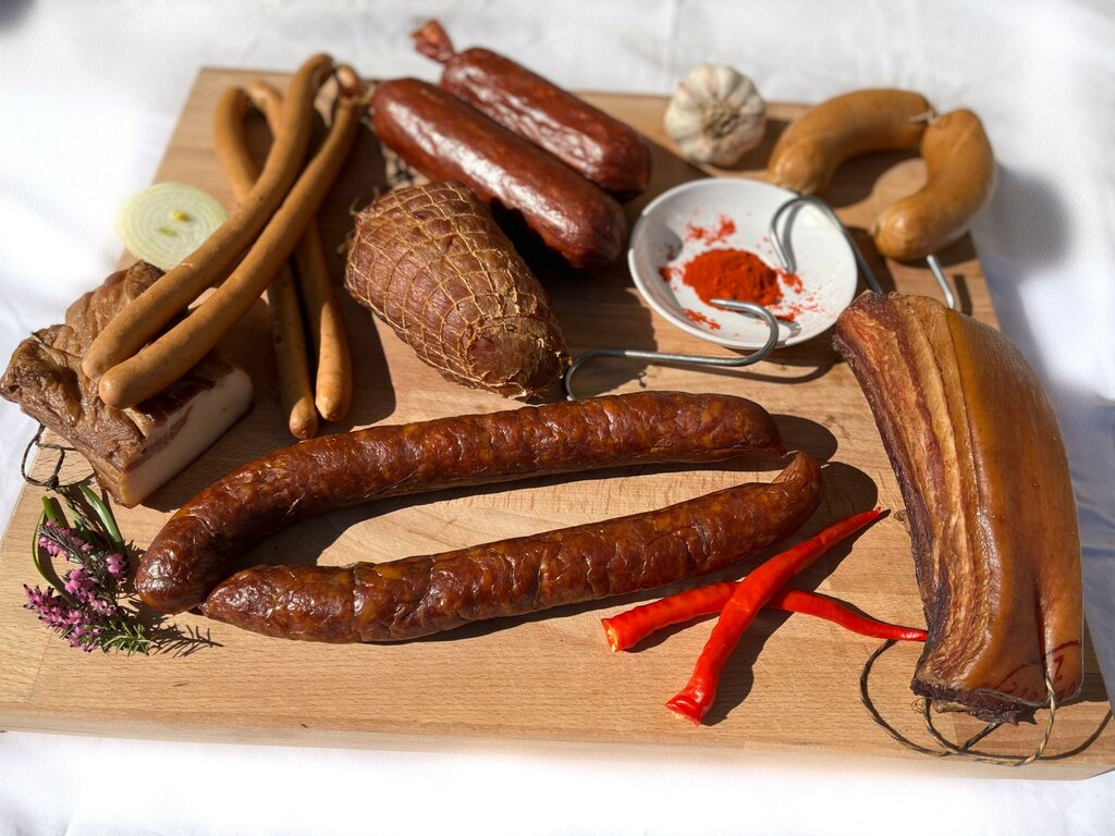 Toptan et ürünleri Farma Konvalinovi, Orta Bohemya Bölgesi, foto