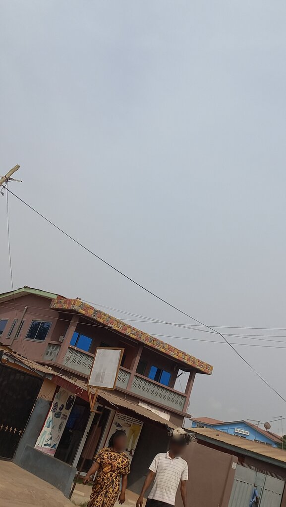 Giyim mağazası Lenex Collections, Akra, foto