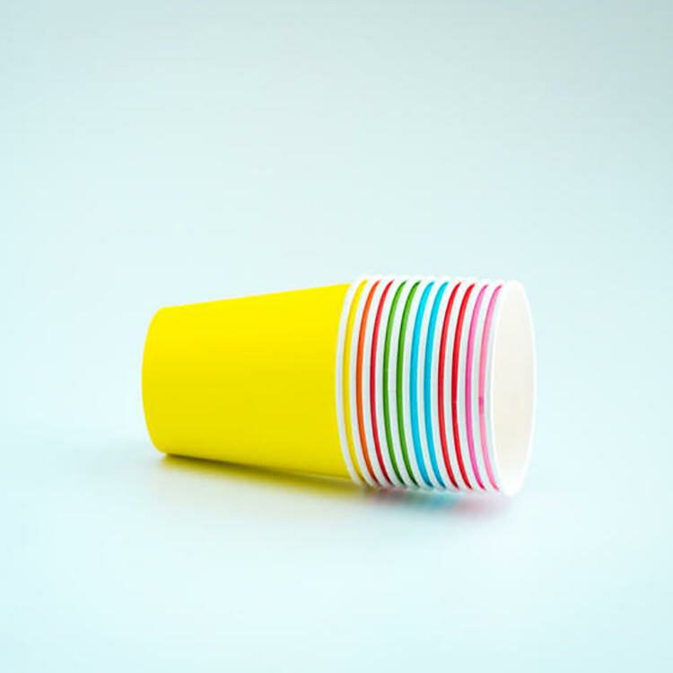 Plastik ürün üreticileri Desechables Belen La 70, Medellin, foto