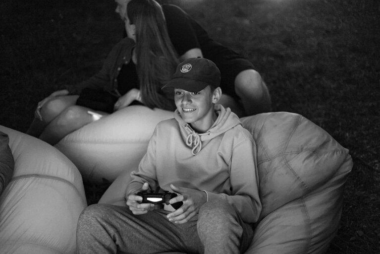 Oyun ve oyun konsolu firmaları PS Club, Smarhon, foto