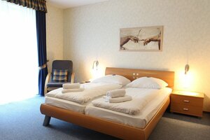 Hotel Wittorf (Havelstraße No:5, Neumünster), otel  Neumunster'den