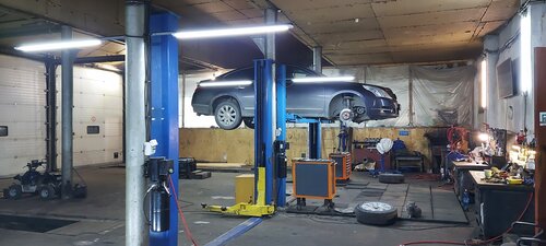 Otomobil servisi Автокомплекс, Kolpaşevo, foto