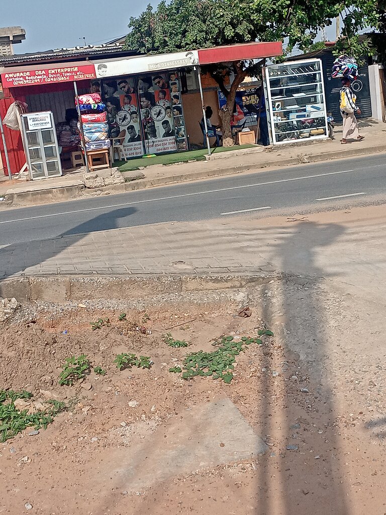 Berberler Awurade dea enterprise, Akra, foto