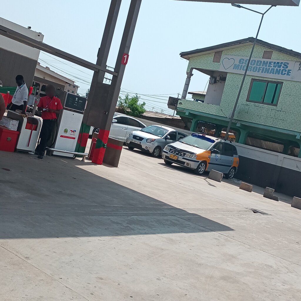 Benzin istasyonu Teshie Total, Dünya, foto