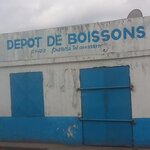 Dépôt de boissons (Brazzaville, Commune de Moungali, Avenue Sergent Malamine), alkollü içecekler  Brazzaville'den