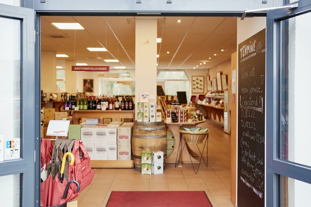 Şarap ve içki toptan satışları Jacques’ Wein-Depot Delmenhorst, Delmenhorst, foto