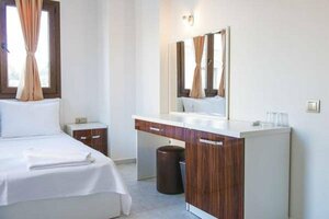 Çilek Butik Otel (İzmir, Çeşme, Dalyan Mah., 4163 Sok., 12A), otel  Çeşme'den