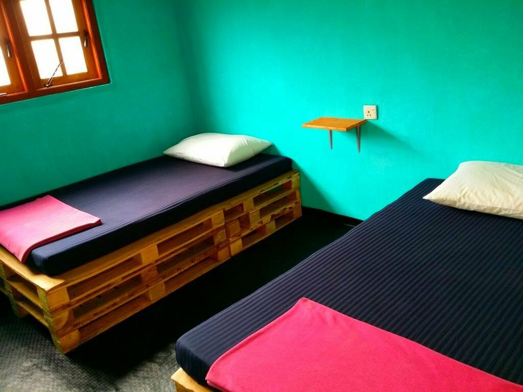 Otel Sleep Cheap Ella, , foto