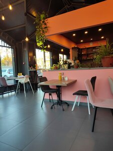 Kayak (Proletarskaya ulitsa No:19/6), kafe  Zvenigorod'dan