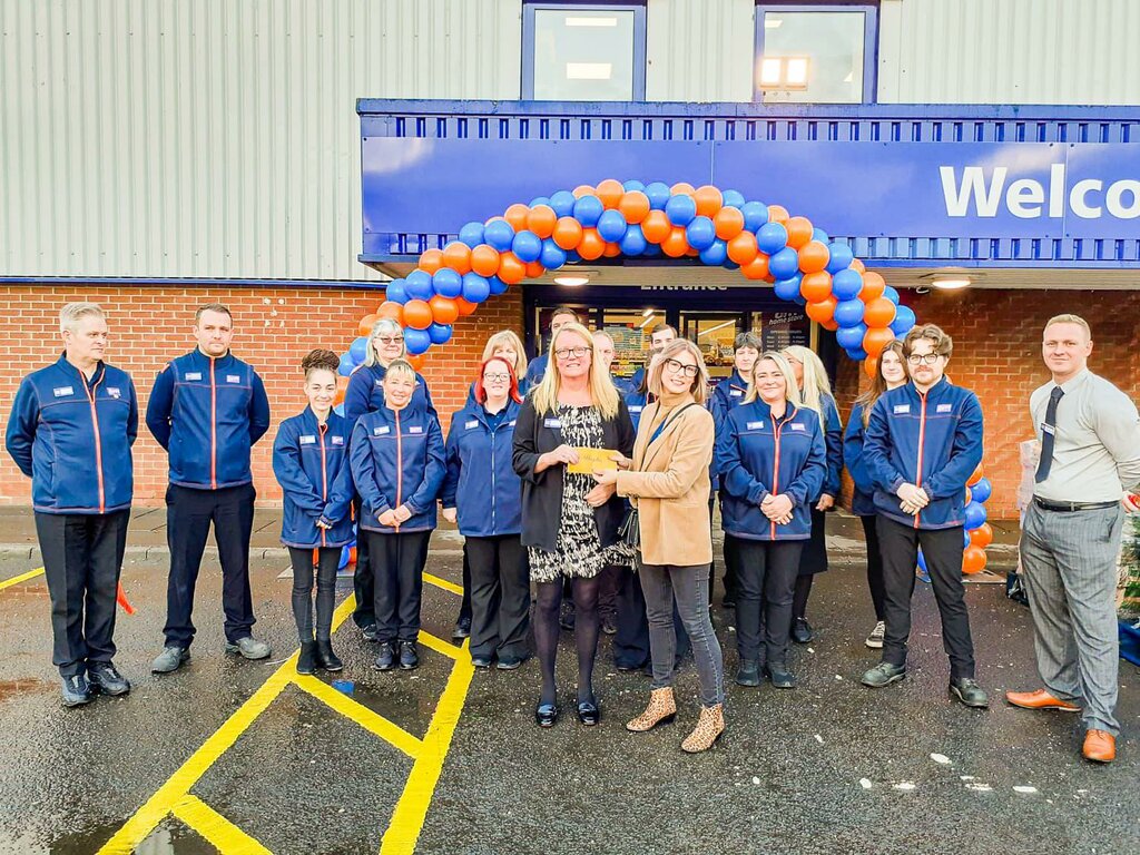 Şans oyunları B&m Home Store with Garden Centre, İskoçya, foto