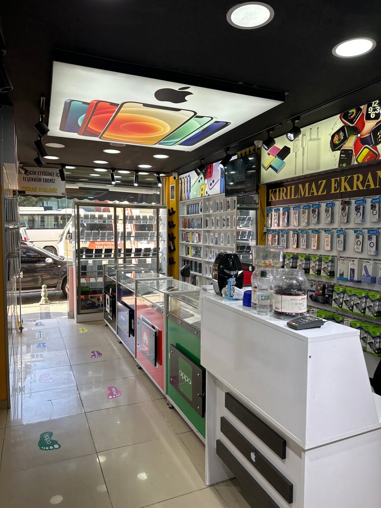 Cep telefonu ve aksesuarları satış mağazaları Tuğra İletişim, İstanbul, foto
