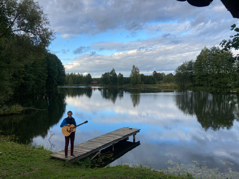 Çiftlik tatili Дом у озера, Minskaya oblastı, foto