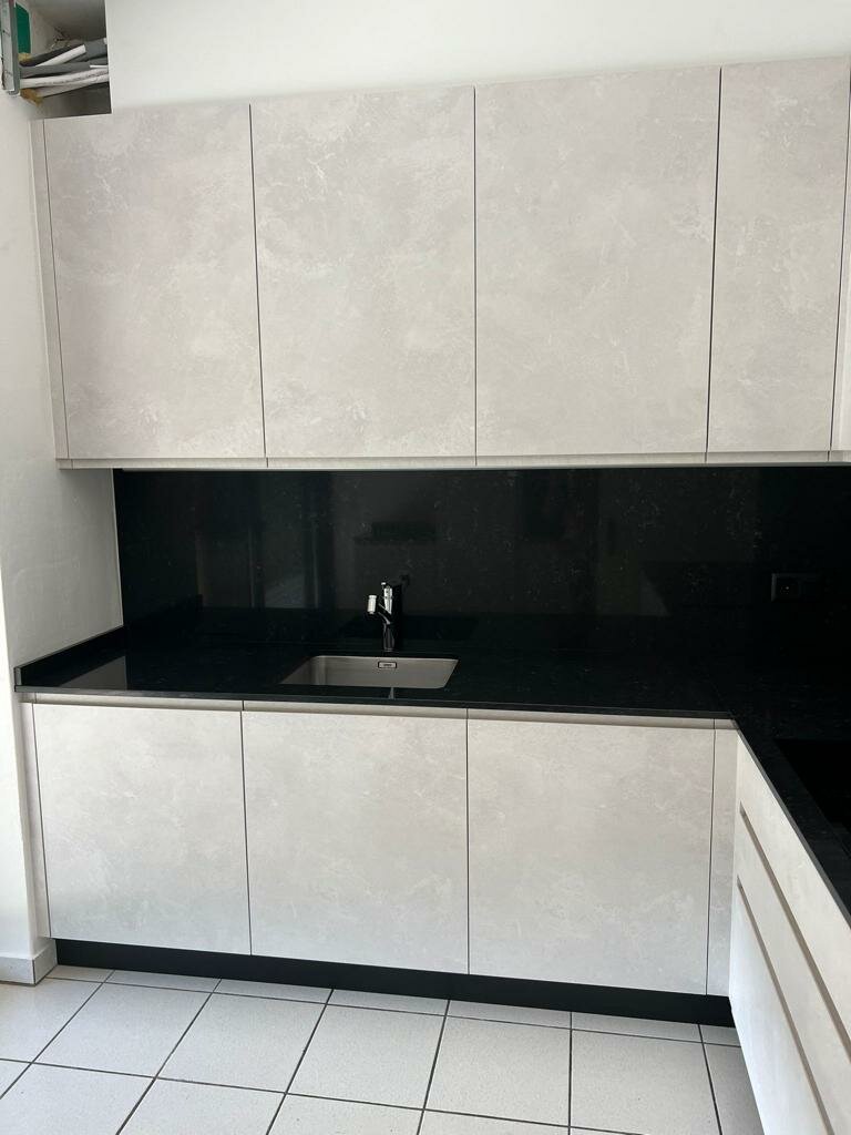 Temizlik şirketleri Milotrade di Milos Petrovic, Lugano, foto