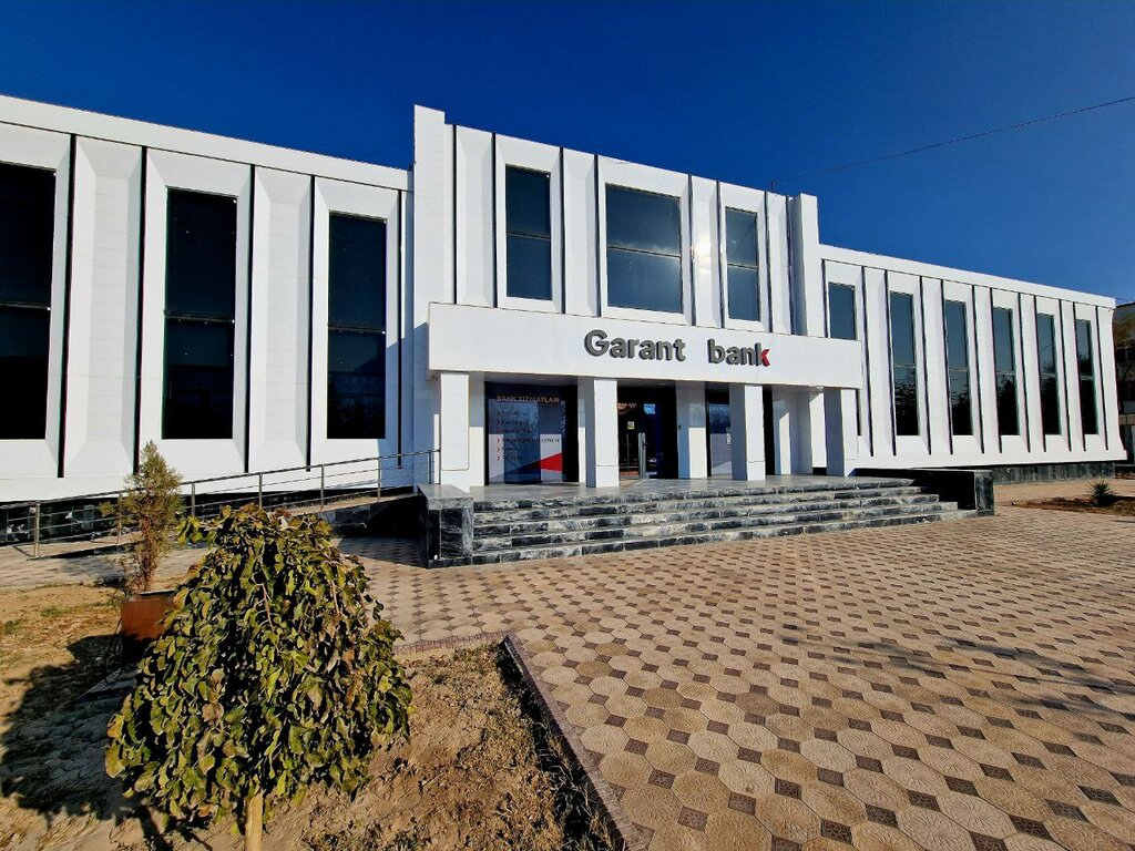 Banka Garant bank, Dörtgöl (Törtköl), foto