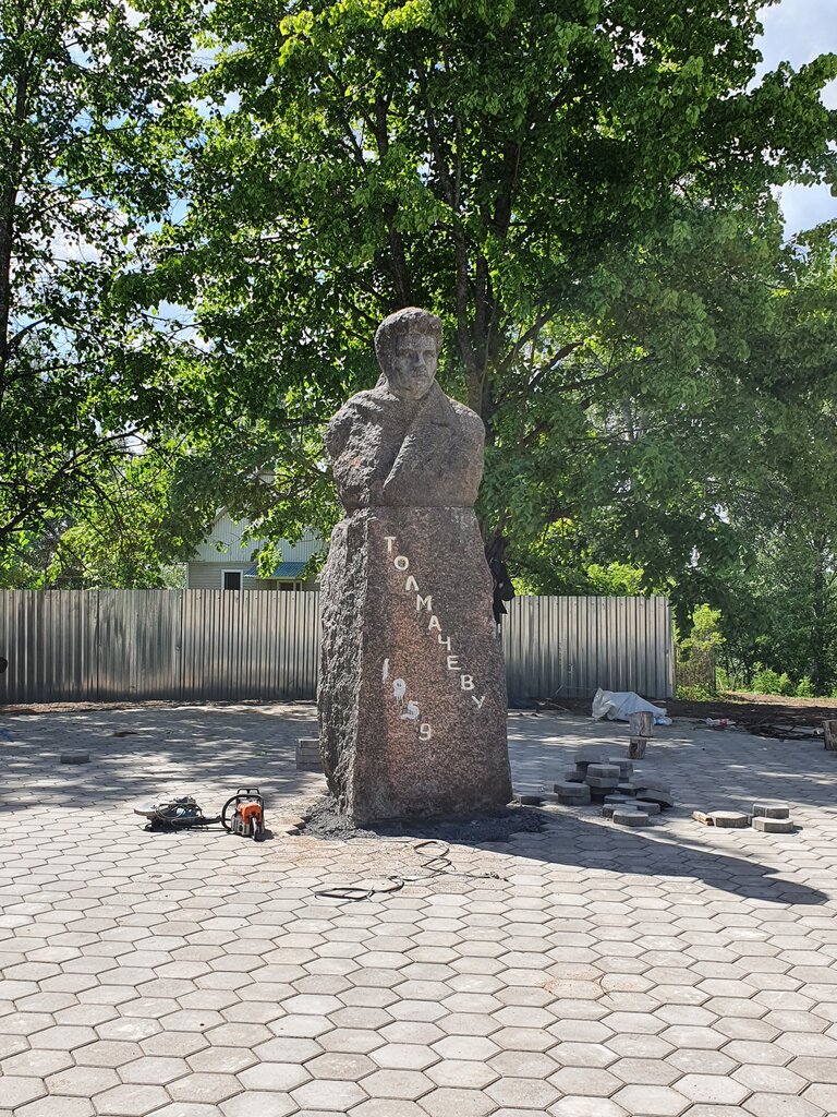 Anıt, heykel Николай Гурьевич Толмачёв, Saint‑Petersburg ve Leningradskaya oblastı, foto