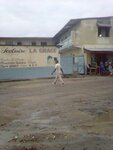 La Grâce (Brazzaville, Commune de Makélékélé, Avenue Bouéta Mbongo), ortaokul  Brazzaville'den
