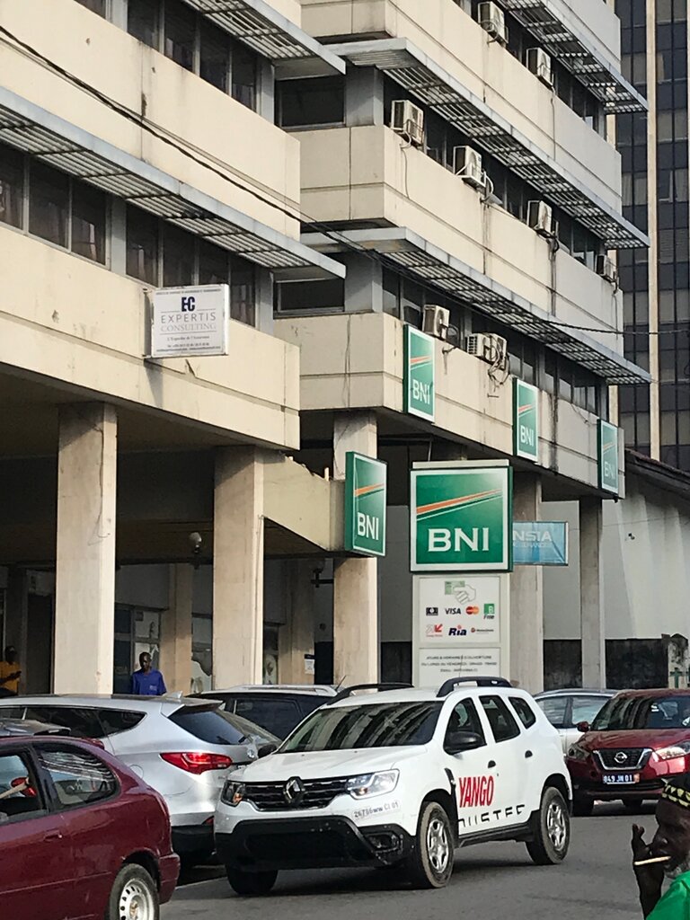Banka Bni, Abican, foto