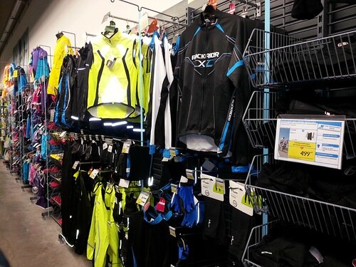 Spor mağazaları Decathlon, Samara, foto