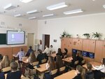 Междуреченская средняя общеобразовательная школа (Tsentralnaya ulitsa No:19А, posyolok gorodskogo tipa Mezhdurechenskiy), ortaokul  Hantı‑Mansi Özerk Okrugu'ndan