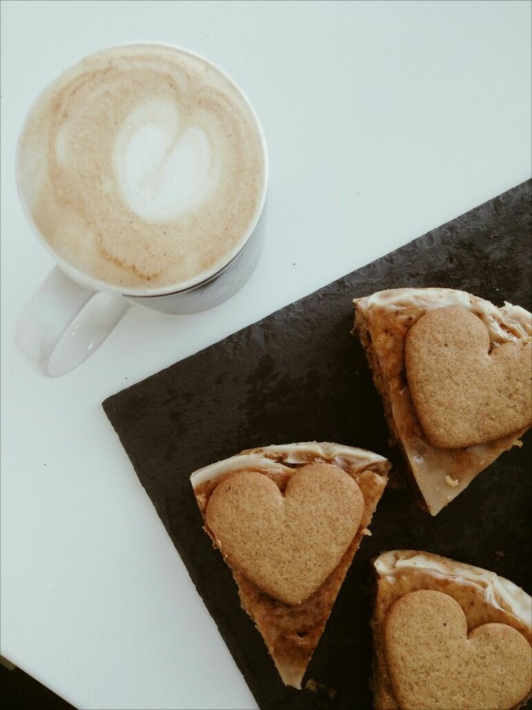 Kahve dükkanları Coffee Mail, Kudrovo, foto