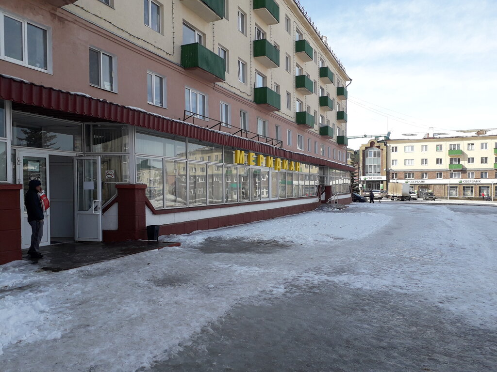 Büyük mağazalar Universam Tsentralny, Kumertau, foto