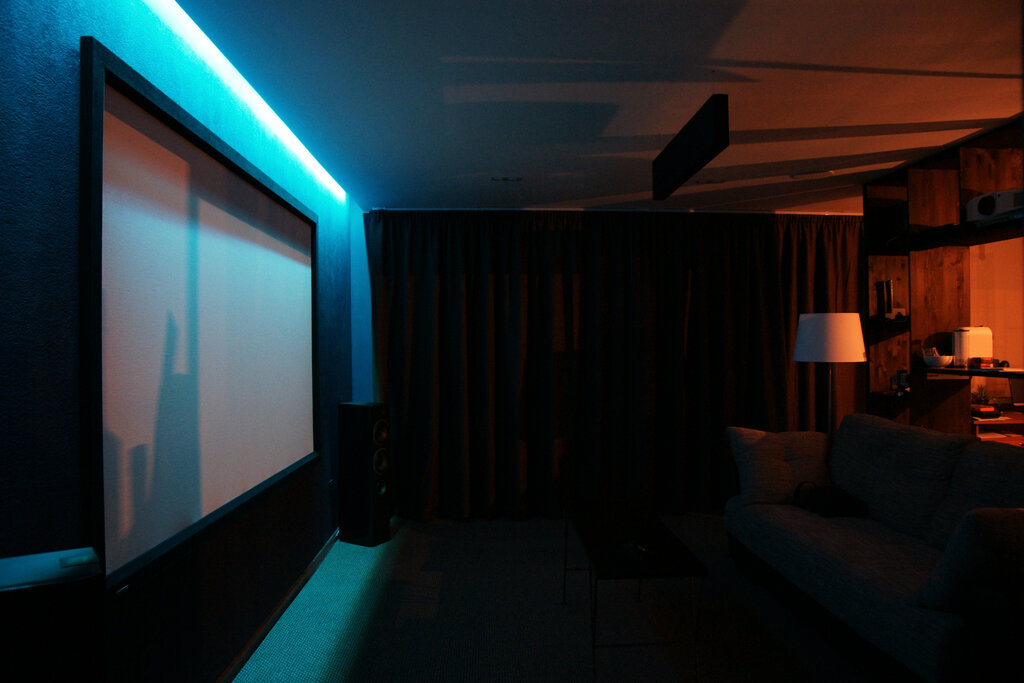 Projektörler Kino i Svet, Saint‑Petersburg, foto