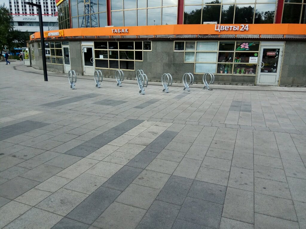 Bisiklet park yerleri Bicycle parking, Moskova, foto