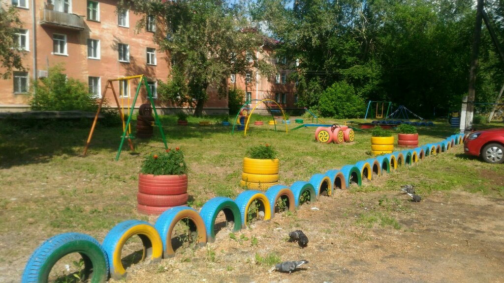 Oyun alanı Playground, Omsk, foto