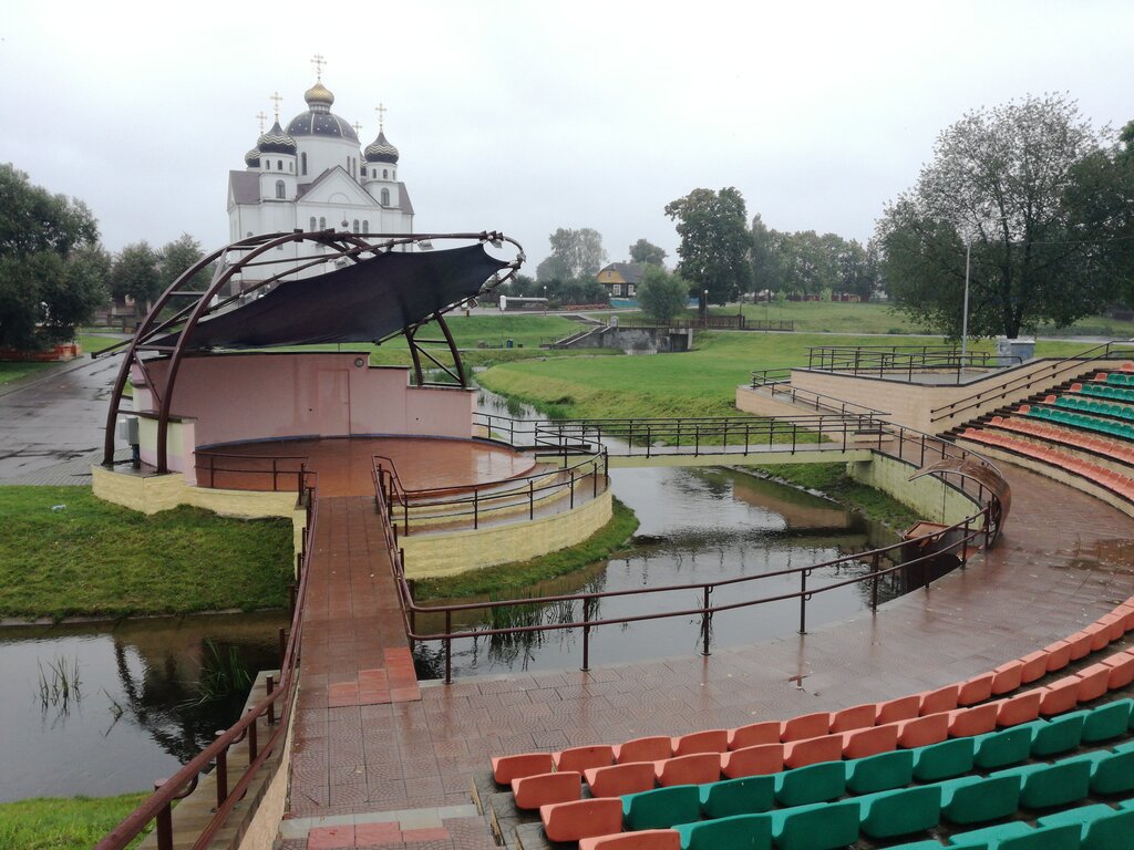 Konser salonları Летний амфитеатр, Smarhon, foto