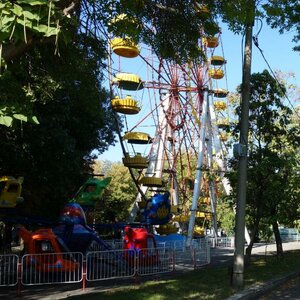 Lunapark Колесо обозрения, Belaya Kalitva, foto