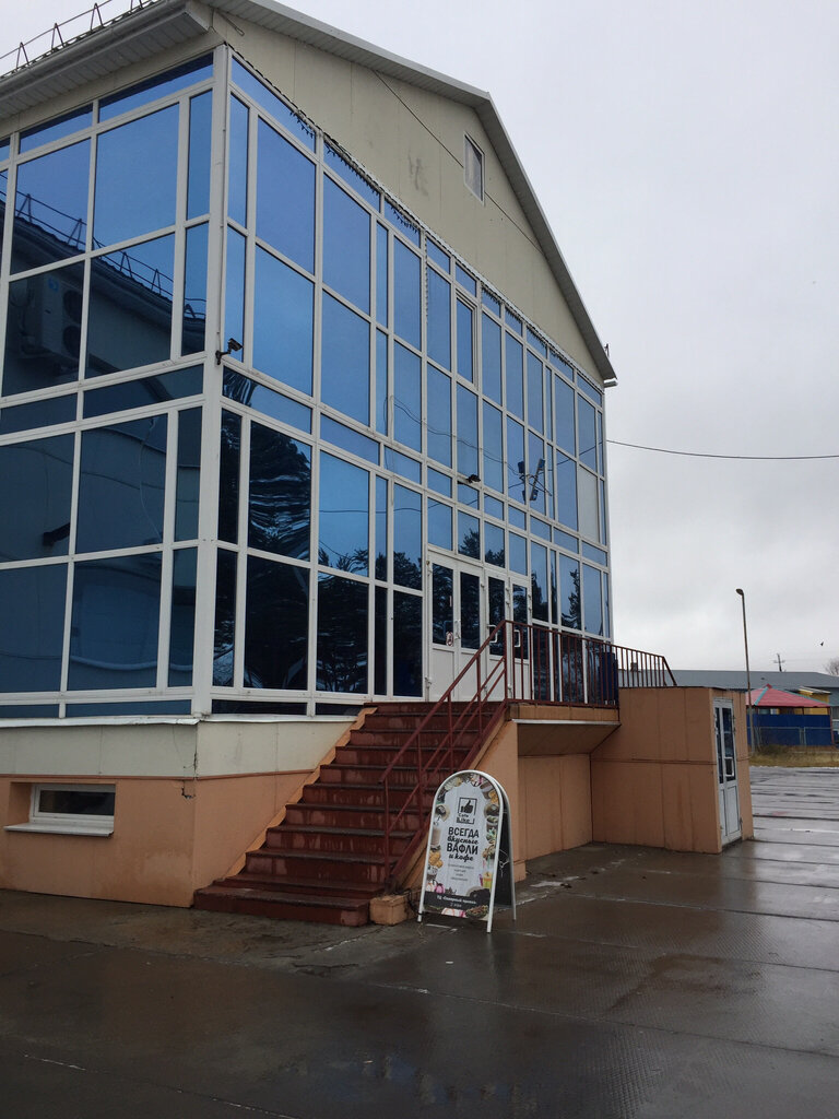 Kafe Like, Gubkinski, foto