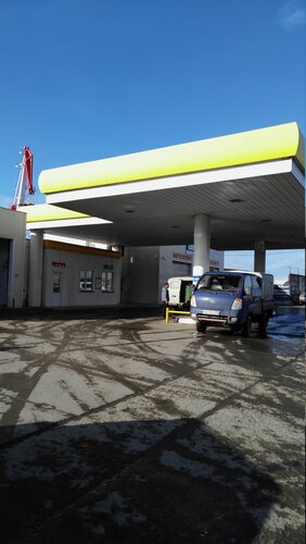 Benzin istasyonu АЗС, Holmsk, foto