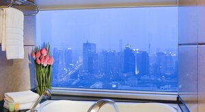 DoubleTree by Hilton Hotel Shanghai - Pudong (Yanggao Nan Road No:889, Shanghai), otel  Şanghay'dan