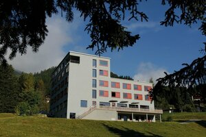 Youth Hostel Valbella (Graubünden, Albula, Voa Sartons, 41), otel  Graubunden'den