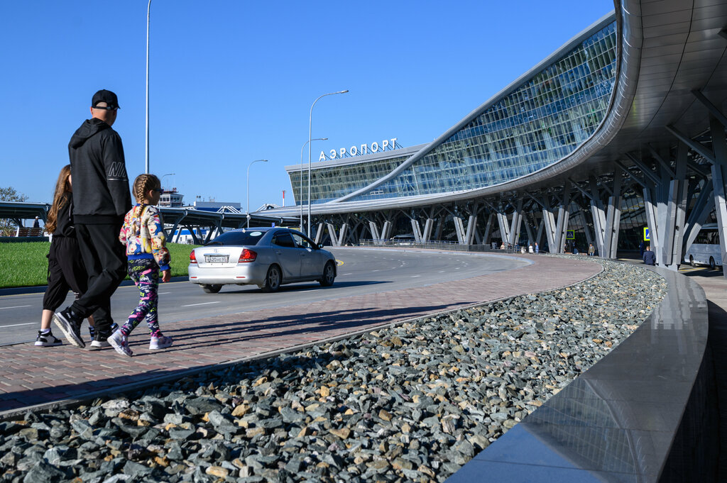 Havaalanları Yuzhno-Sakhalinsk passengers terminal, Sakhalinsk, foto