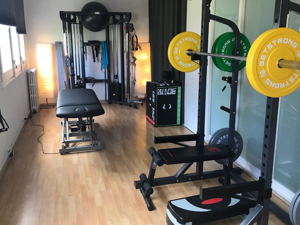 Tıp merkezleri ve klinikler Clínica de Fisioteràpia i Osteopatia Enric Gallofré, Barselona, foto