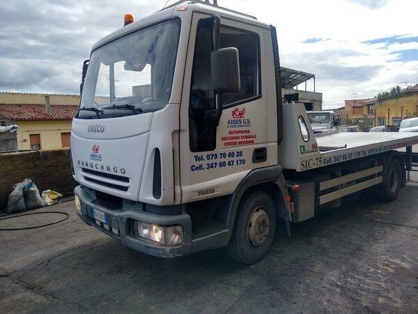 Çekici hizmeti Autofficina Addis G. S., Sardunya, foto