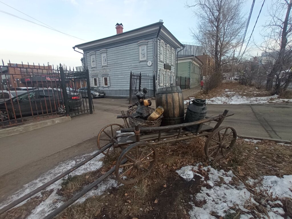 Park, sokak heykeli Мышь на телеге, Irkutsk, foto