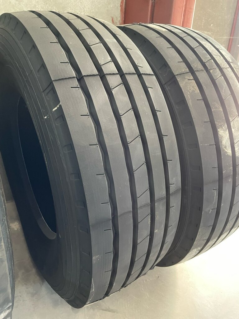 Jant ve lastikçiler A-Shina72, Tiumen, foto