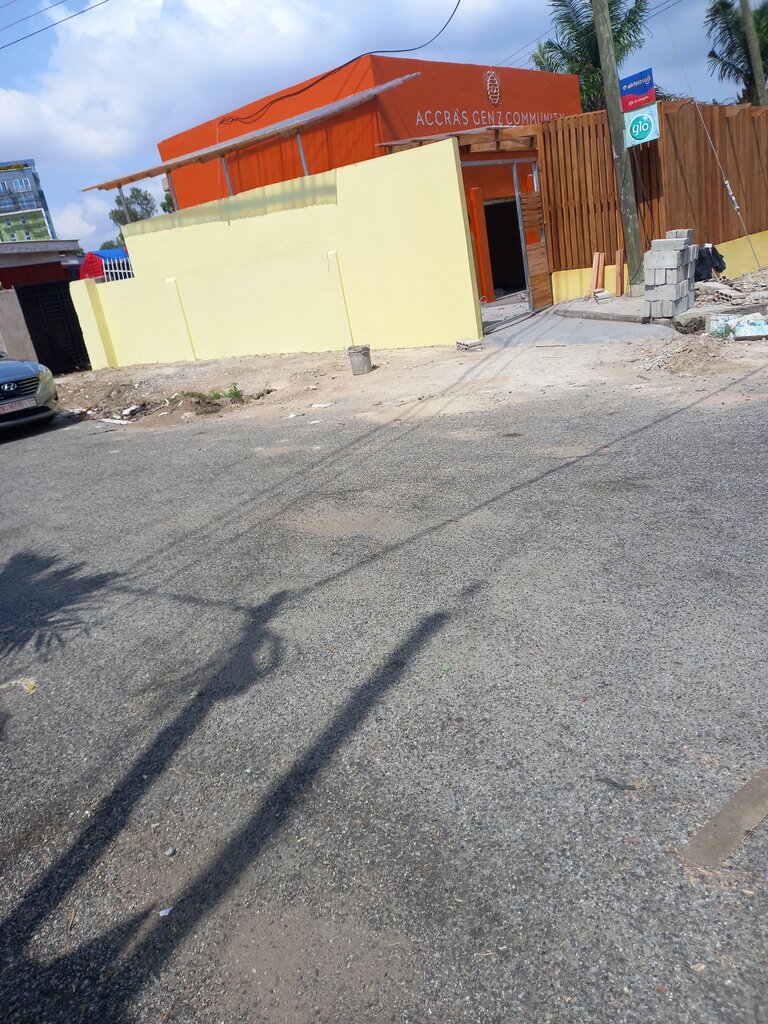 Emlak ofisi Accra s Genz Community, Akra, foto